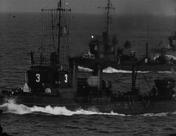UEBUNG DER KRIEGSMARINE IN GOTENHAFEN 1943 - DIE JUENGSTEN DER KM ...